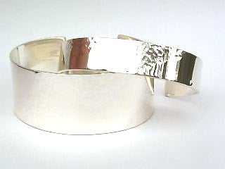 Hammered Cuff Narrow ss | Constantine Designs